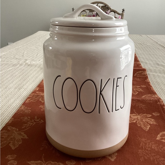 Rae Dunn | Kitchen | Newrae Dunn Cookie Jarnwobcookiesartesian ...